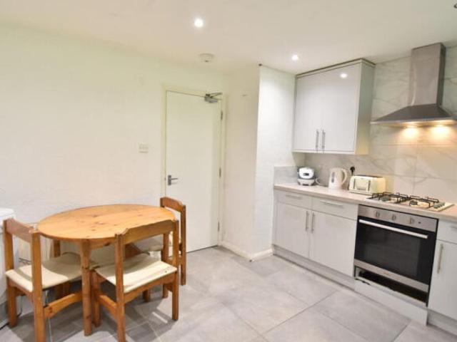 4 bedroom semi detached house for rent in Egginton Road, Brighton, BN2