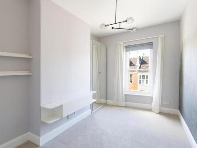4 bedroom semi detached house for rent in Elton Road, Bishopston, BS7