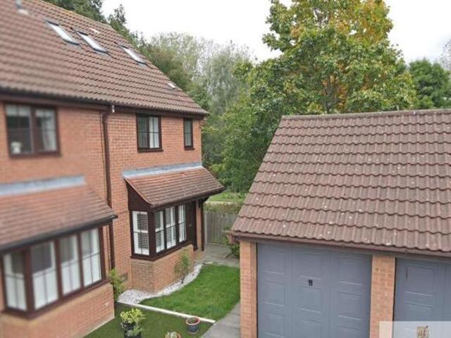 4 Bedroom Semi detached House For Rent In Emerson Valley