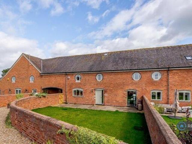 4 Bedroom Semi detached House For Rent In Faddiley, Nantwich