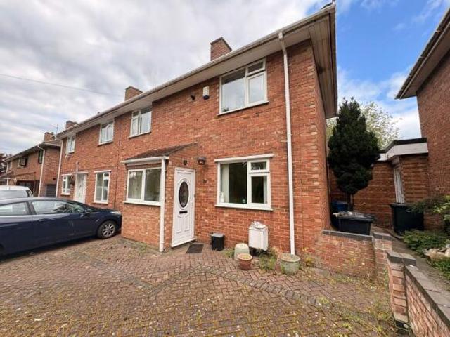4 bedroom semi detached house for rent in Friends Road, NORWICH, NR5