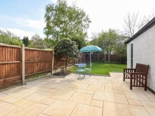 4 bedroom semi detached house for rent in Fursby Avenue, London, N3