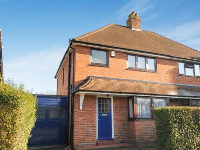 4 Bedroom Semi detached House For Rent In Guildford, Surrey
