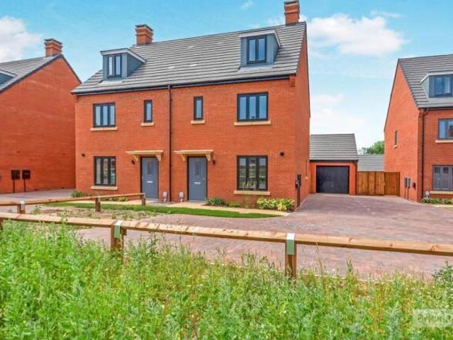 4 bedroom semi detached house for rent in Hanafey Way, Harlestone, Northampton, Northamptonshire, NN5 7FX, NN5
