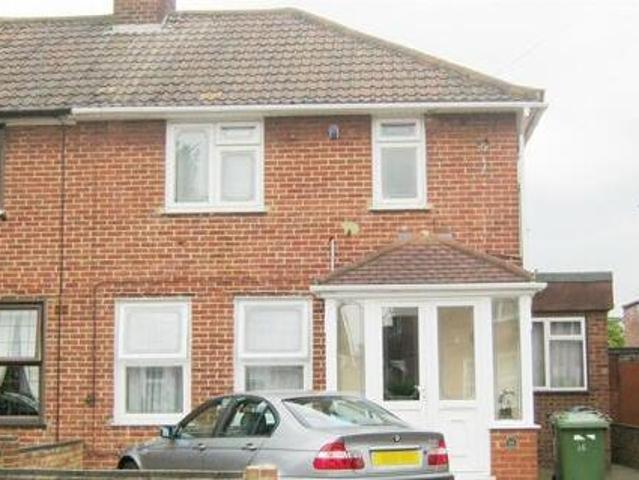4 Bedroom Semi detached House For Rent In Harrow