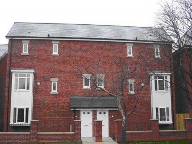4 Bedroom Semi detached House For Rent In Hulme