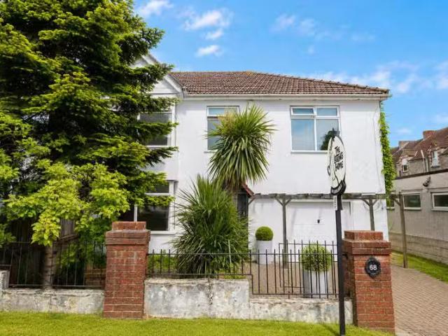 4 bedroom semi detached house for rent in Ingleside Road, King.