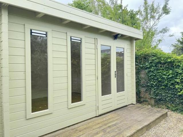 4 bedroom semi detached house for rent in Kennett Road, Headington, Oxford, OX3