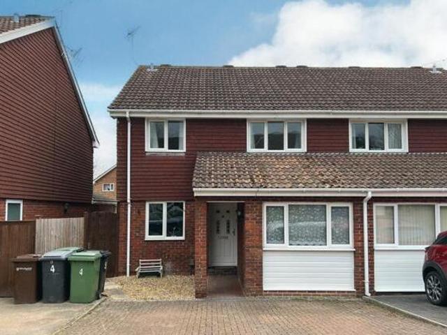4 Bedroom Semi detached House For Rent In Kings Worthy