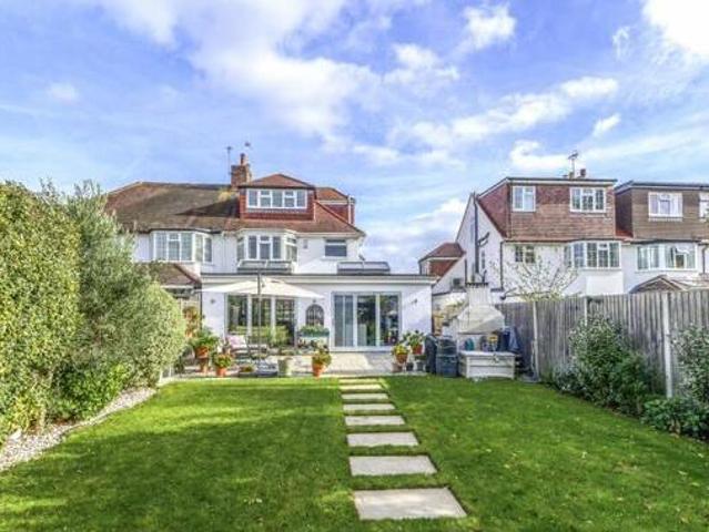 4 Bedroom Semi detached House For Rent In Kingston Upon Thames