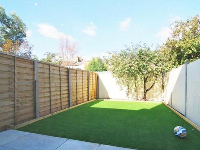 4 Bedroom Semi detached House For Rent In Kingston Upon Thames