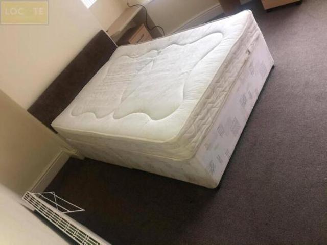 4 bedroom semi detached house for rent in Lathom Road, Manchester, Greater Manchester, M20