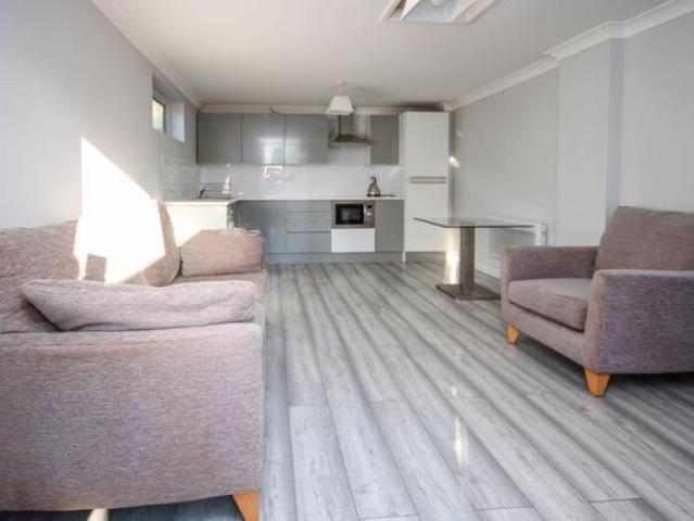 4 bedroom semi detached house for rent in Latimer Road, Winton, BH9