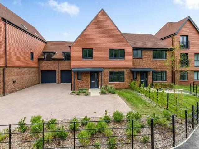 4 bedroom semi detached house for rent in Leaf Living at Alliu.