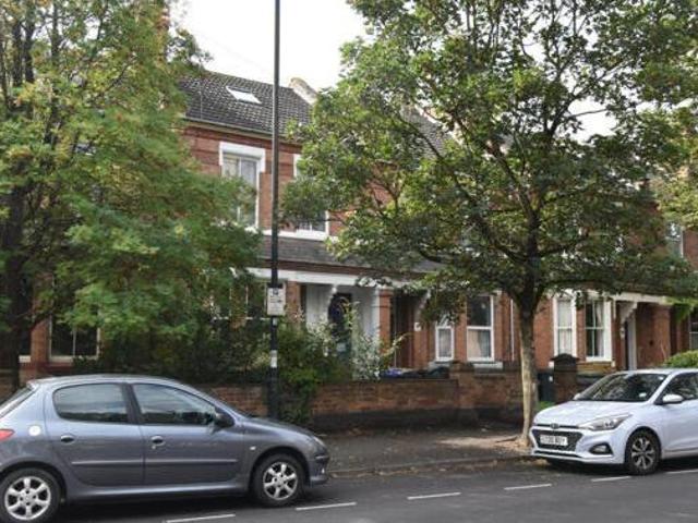 4 Bedroom Semi detached House For Rent In Leamington Spa