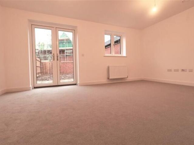 4 bedroom semi detached house for rent in Linseed Way, Basingstoke, RG23