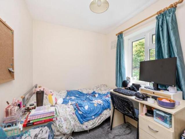 4 bedroom semi detached house for rent in Manton Road, Brighton, BN2