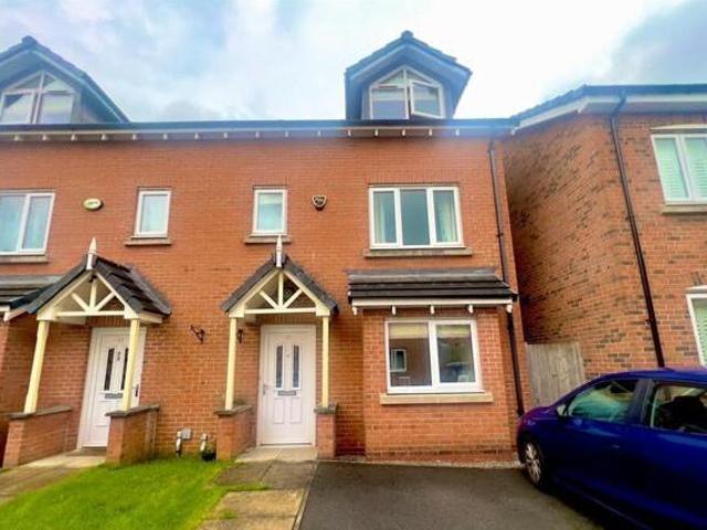 4 Bedroom Semi detached House For Rent In Manchester, Greater Manchester