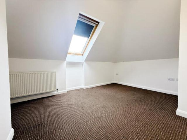 4 bedroom semi detached house for rent in Mandeville Road, Isleworth, TW7