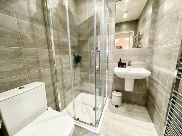 4 bedroom semi detached house for rent in Mauldeth Road, Burnage, Manchester, M19