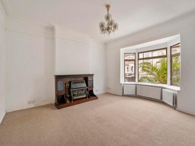 4 bedroom semi detached house for rent in Palmerston Road, London, SW19