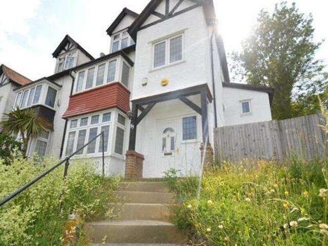 4 Bedroom Semi detached House For Rent In Purley
