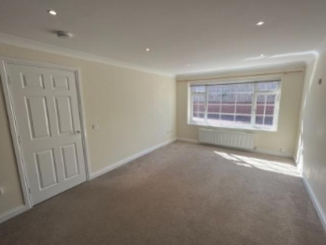 4 bedroom semi detached house for rent in Ravenscroft Street, Edinburgh, EH17