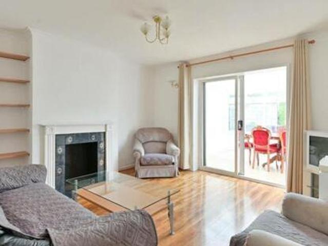 4 Bedroom Semi detached House For Rent In Raynes Park, London