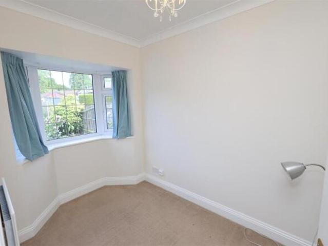 4 bedroom semi detached house for rent in Robyns Way, Sevenoaks, TN13