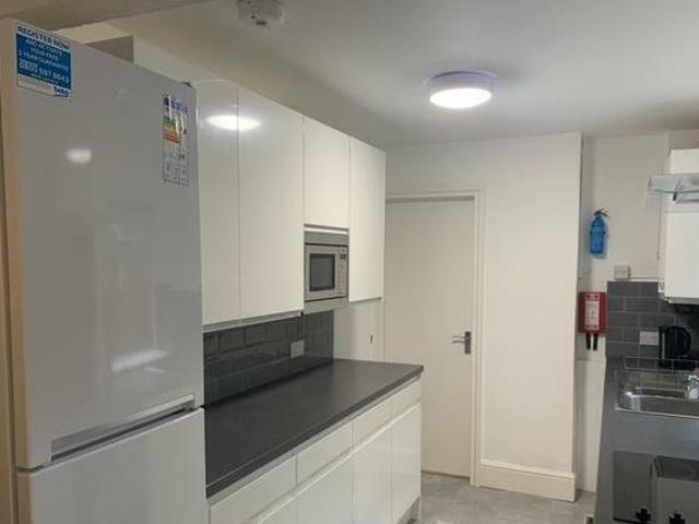 4 Bedroom Semi detached House For Rent In Selly Oak