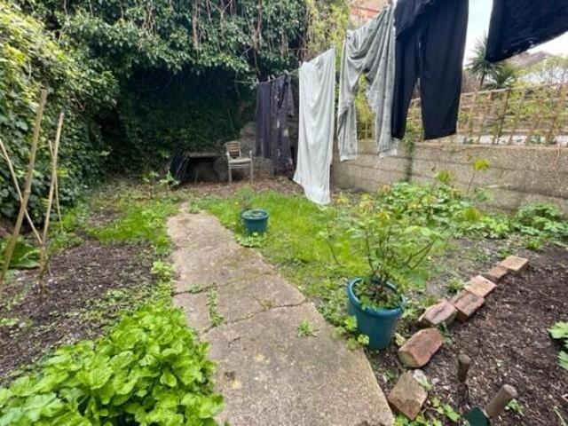 4 bedroom semi detached house for rent in Southampton Street, BN2