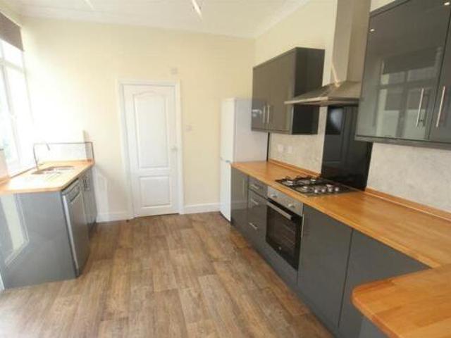 4 Bedroom Semi detached House For Rent In Southend On Sea