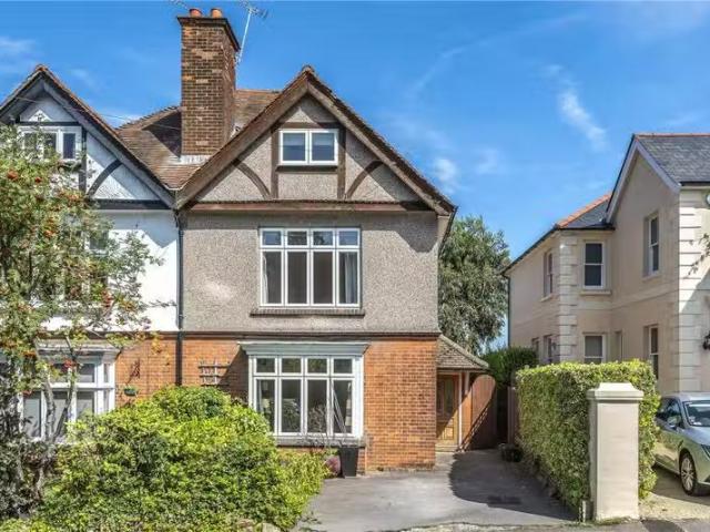 4 bedroom semi detached house for rent in St. Johns Road, Seve.
