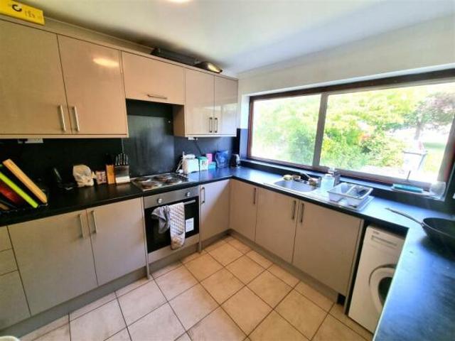 4 bedroom semi detached house for rent in St Michaels Place, Canterbury, CT2