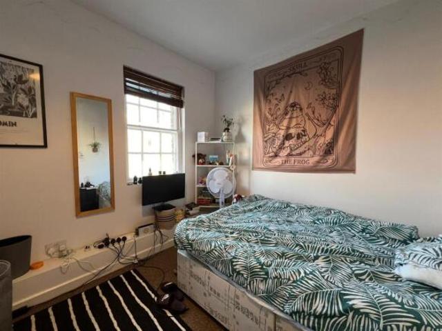 4 bedroom semi detached house for rent in St. Michaels Road, Headingley, Leeds, West Yorkshire, LS6