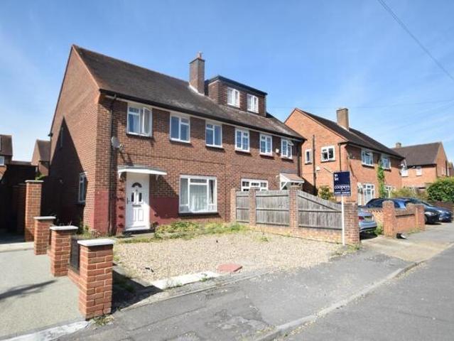 4 bedroom semi detached house for rent in St Paul Close, Cowley, Uxbridge, UB8