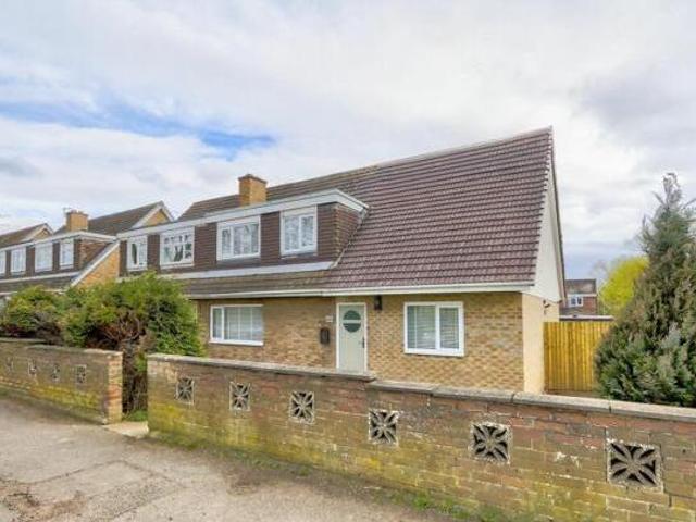 4 Bedroom Semi detached House For Rent In Stockton on tees