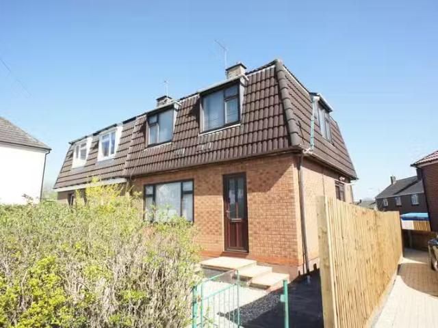 4 bedroom semi detached house for rent in Station Road, Filton.
