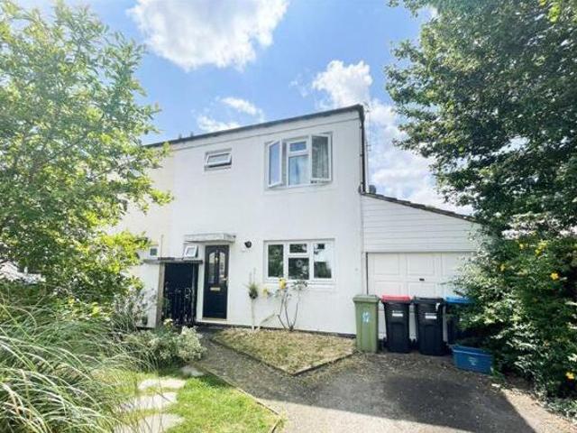 4 Bedroom Semi detached House For Rent In Stantonbury