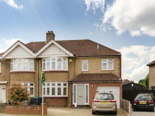 4 Bedroom Semi detached House For Rent In Surbiton
