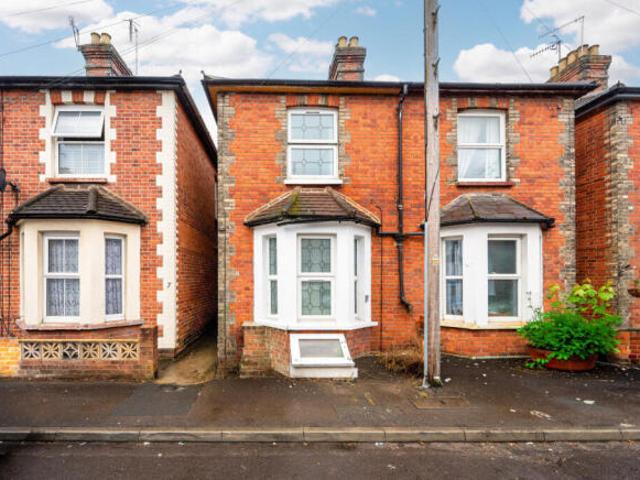4 bedroom semi detached house for rent in SYCAMORE ROAD, Guildford, GU1