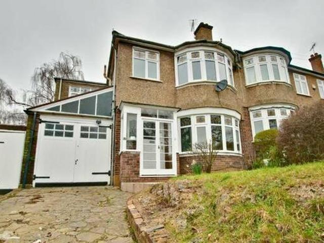 4 bedroom semidetached house for rent in Murray Avenue Bromley BR1