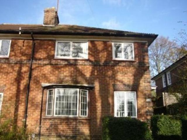 4 bedroom semidetached house for rent in Morrell Avenue OX4