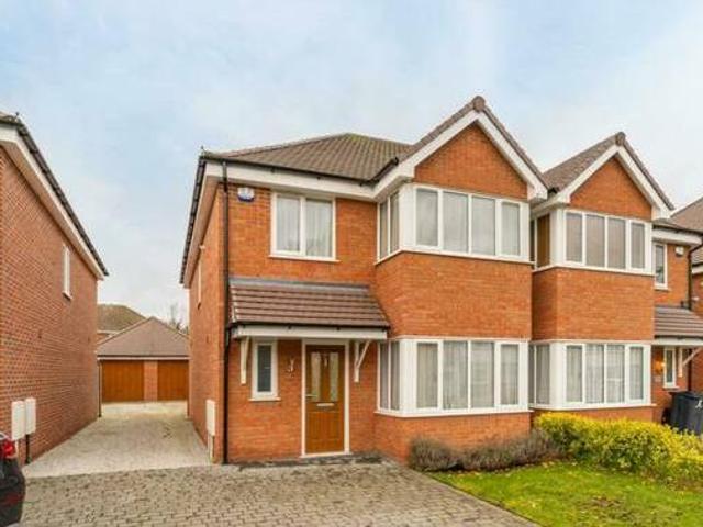 4 bedroom semidetached house for rent in Beeches Avenue Acocks Green Birmingham B27