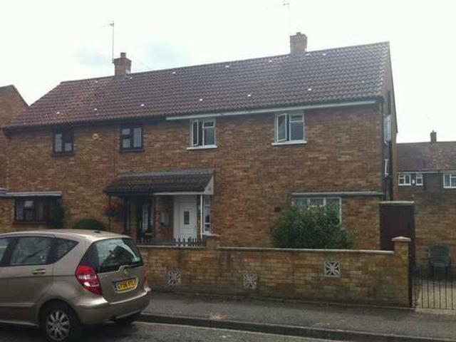 4 bedroom semidetached house for rent in Cowley UB8 3TG 356987 UB8