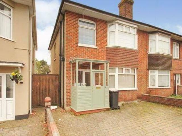4 bedroom semidetached house for rent in Ensbury Park Bournemouth BH10
