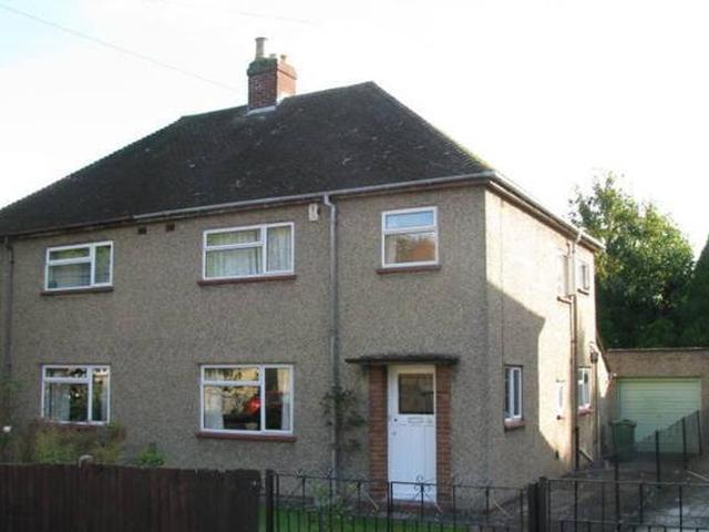 4 bedroom semidetached house for rent in Franklin Road Headington Oxford OX3 7RZ OX3