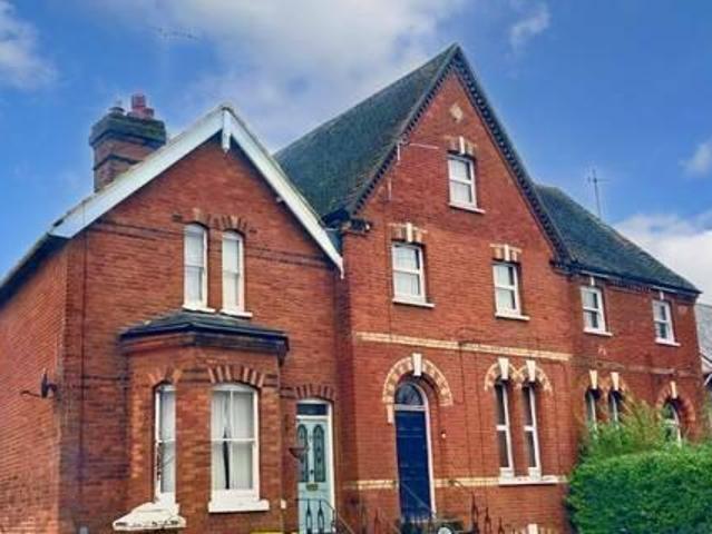 4 bedroom semidetached house for rent in Greenstead Road Colchester Essex CO1