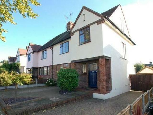 4 bedroom semidetached house for rent in Huntingdon Road SouthendonSea SS1