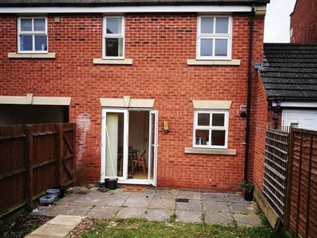 4 bedroom semidetached house for rent in Jellicoe Avenue Stapleton Bristol Avon BS16